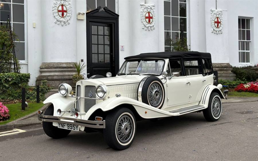 Wedding Cars Foresters Lodge - Instant Prices & Availability